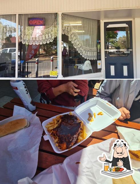 Peterborough Takeaway in Peterborough - Restaurant menu and reviews