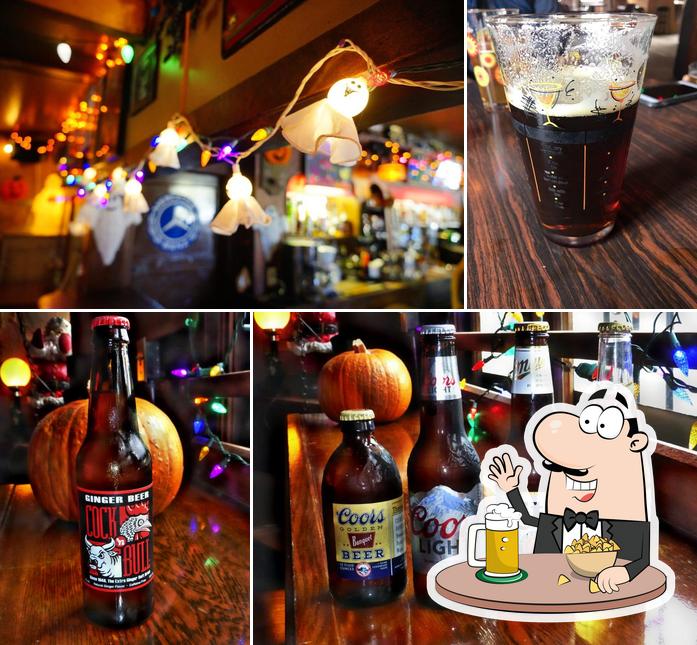 Papermill Creek Saloon in Forest Knolls - Restaurant menu and reviews