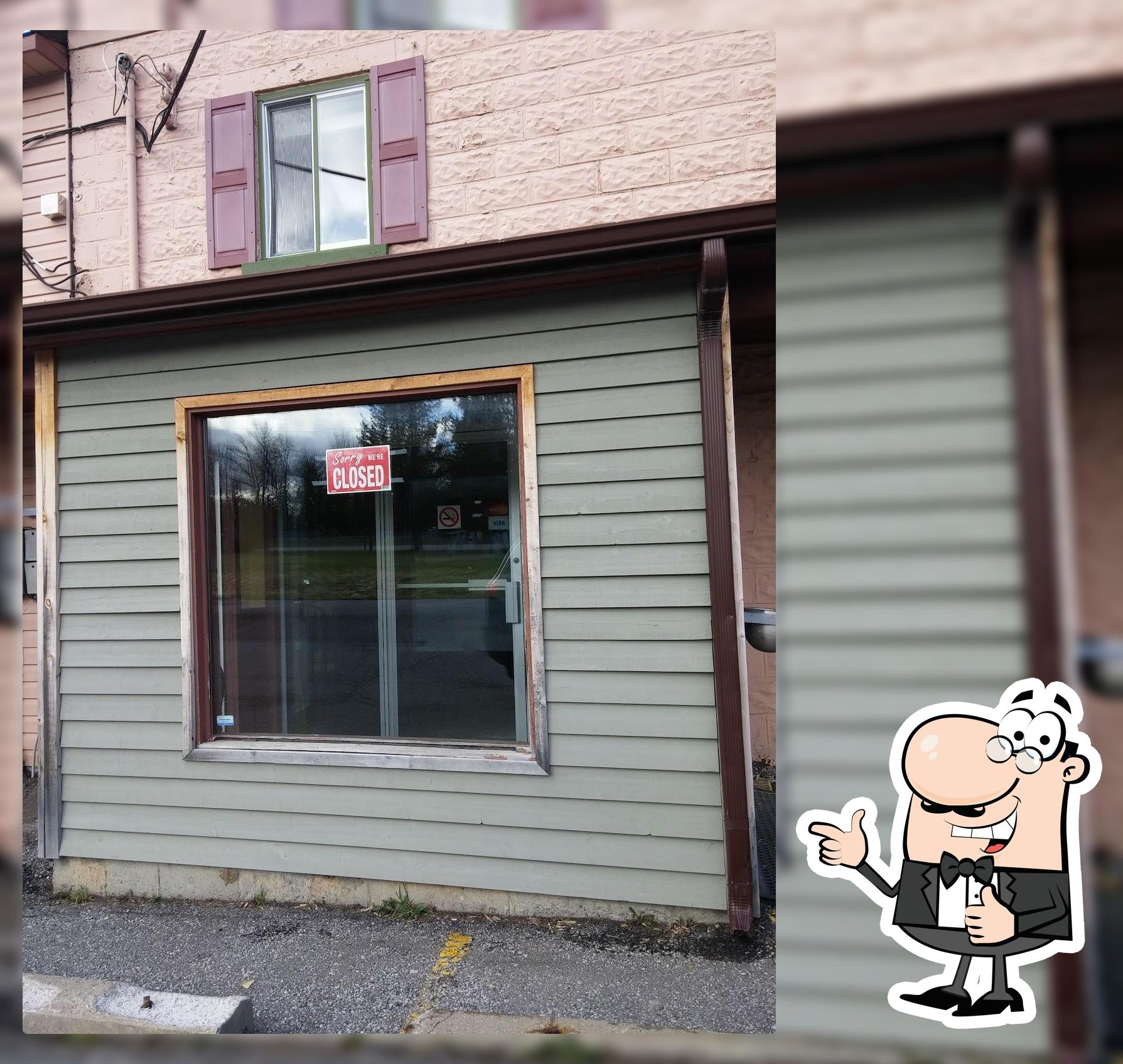 Rocket Ben's Café in Clarence-Rockland