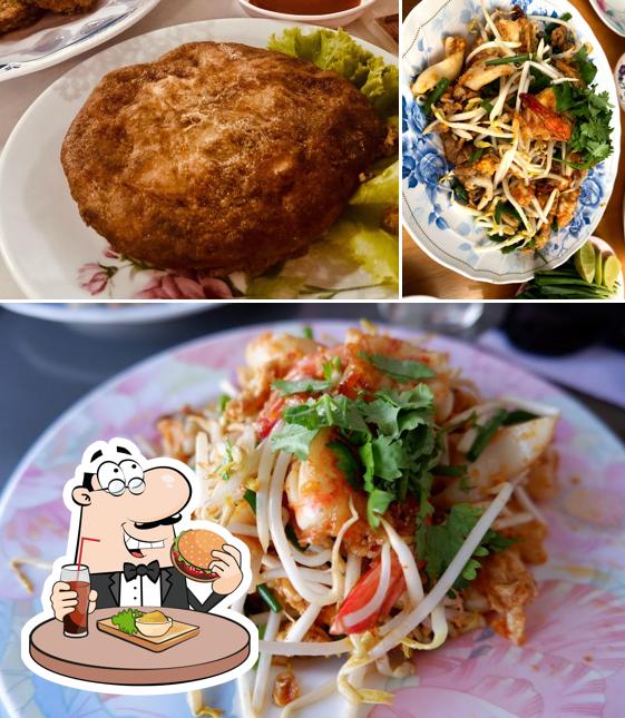 Soon Heng Restaurant, Lat Ya - Restaurant menu, prices and reviews