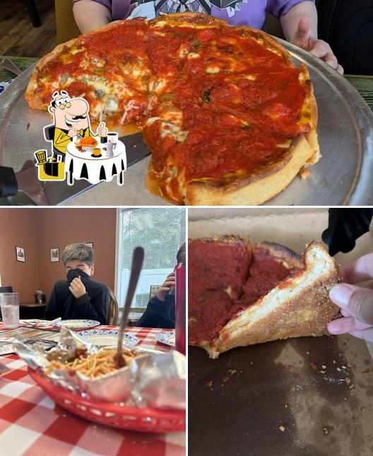 Chicago's Pizza Kitchen, University Place - Restaurant menu, prices and ...