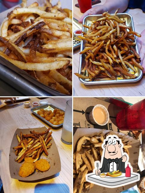 Mammoth Burger Company in Stanwood - Restaurant menu and reviews