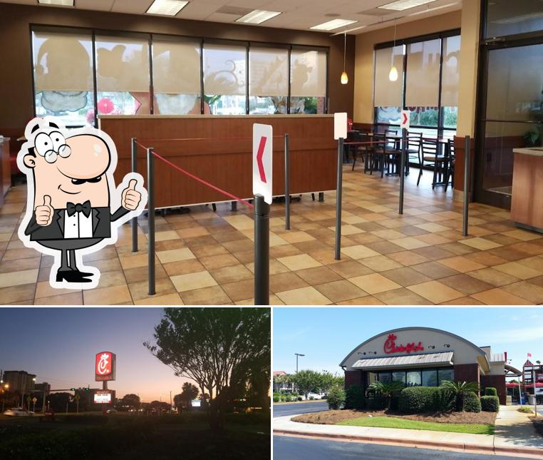 Chick-fil-A, 1063 US-98 in Destin - Restaurant menu and reviews