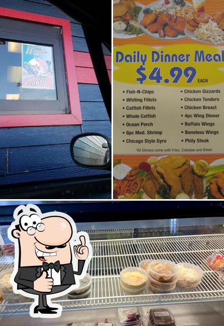 JJ Fish & Chicken, Dayton - Restaurant menu, prices and reviews