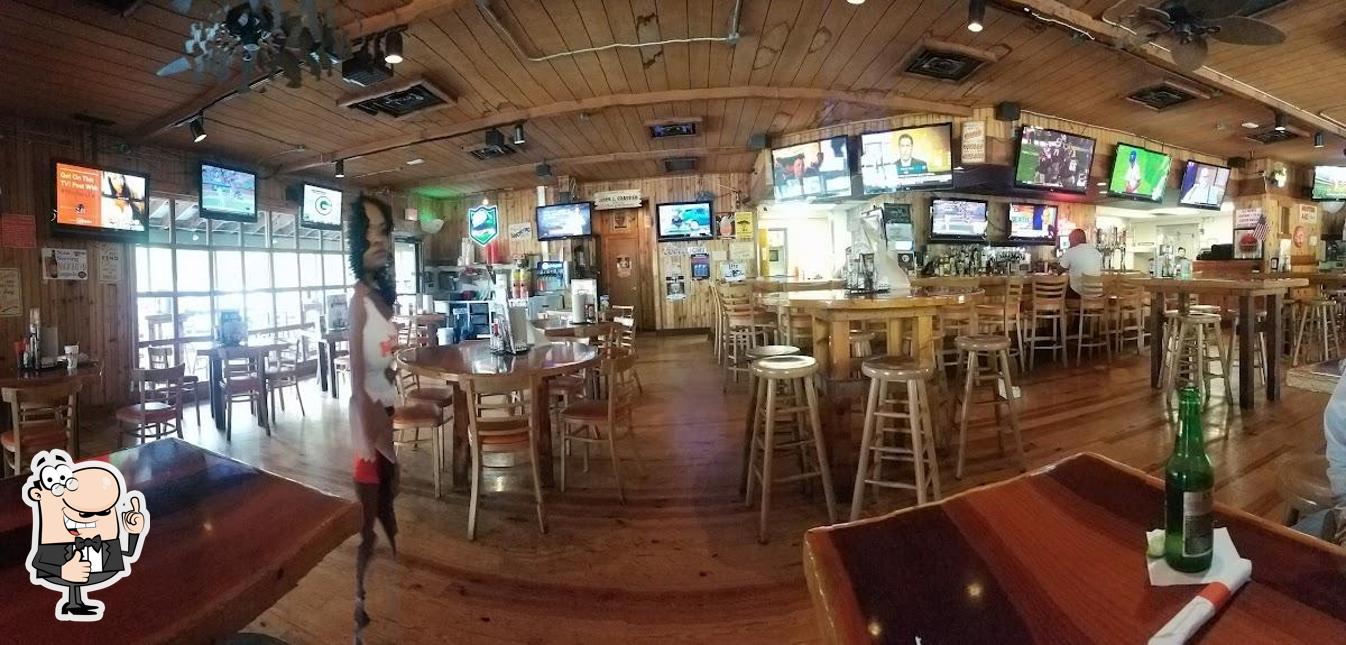 Hooters, 1278 Oak Grove Rd in Birmingham - Restaurant menu and reviews