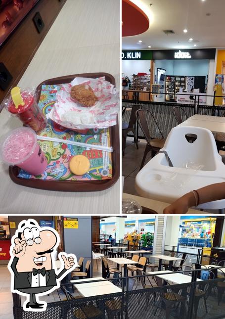 Richeese Factory LEM, Mataram - Restaurant menu, prices and reviews