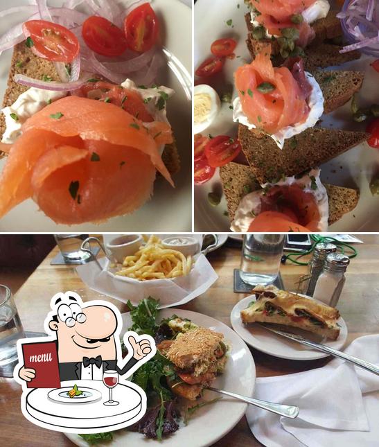 D4 Irish Pub & Cafe, Chicago, Grand - Restaurant menu, prices and reviews