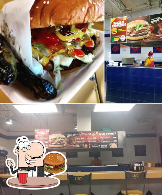 Deli Burger restaurant, Chihuahua, Av. Fedor Dostoievski 506 ...