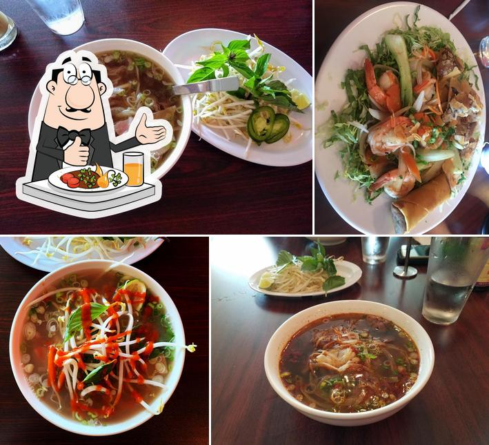 Siamzap pho Nc.1992 in Chapel Hill - Restaurant menu and reviews