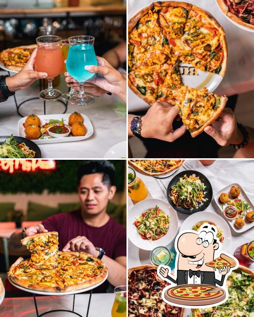 Fat Lulu's Pizza and Bar in Saint Kilda - Restaurant menu and reviews