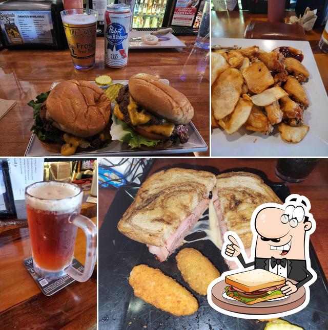 The Gym Bar & Grill, Sauk City - Restaurant menu, prices and reviews
