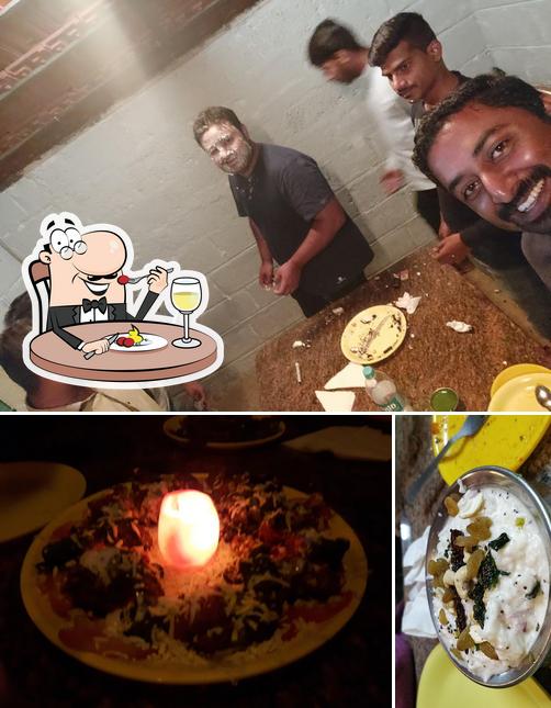 Trupthi Family restaurant, India, 7QQJ+HP8 - Restaurant reviews