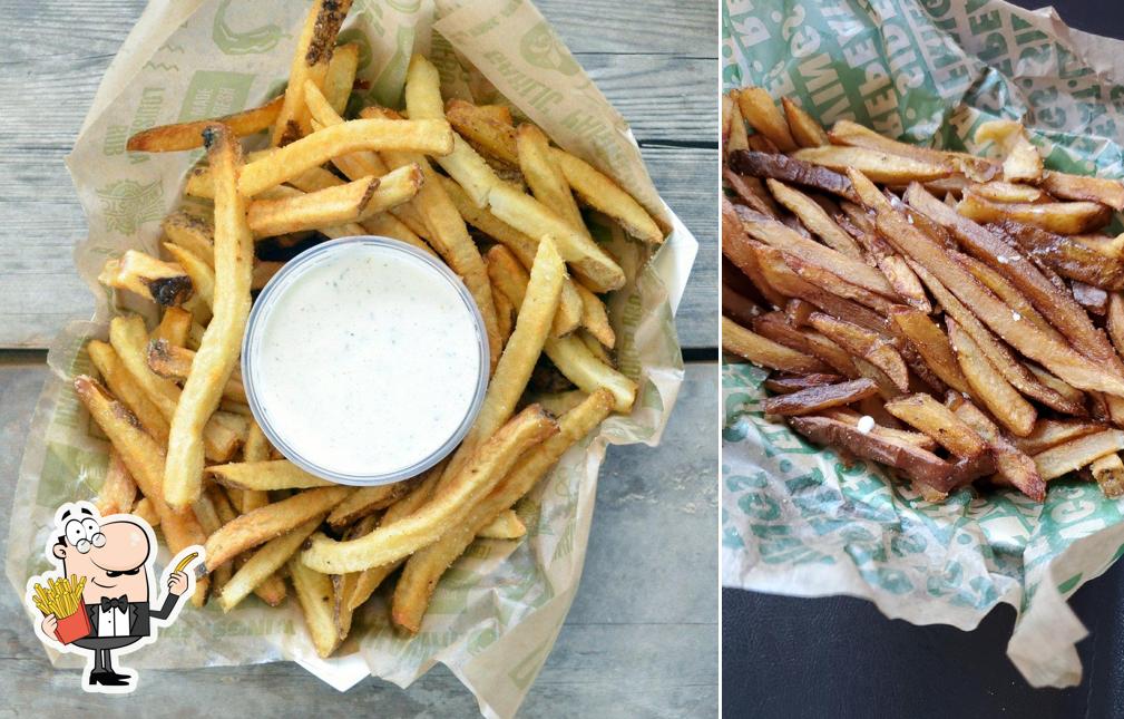 Wingstop, 300 Northpark Dr in Houston - Restaurant menu and reviews