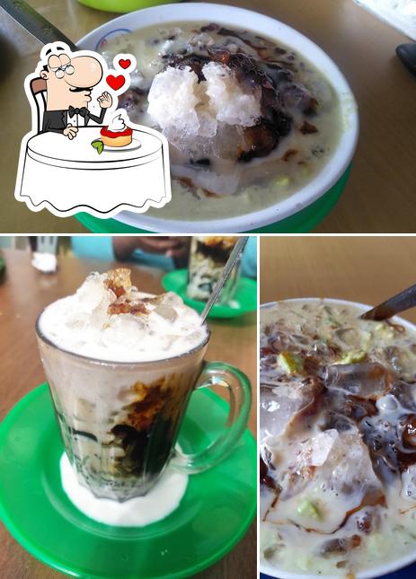 Café Es Campur Pajak Kawat, Tanjung Balai - Opiniones del restaurante