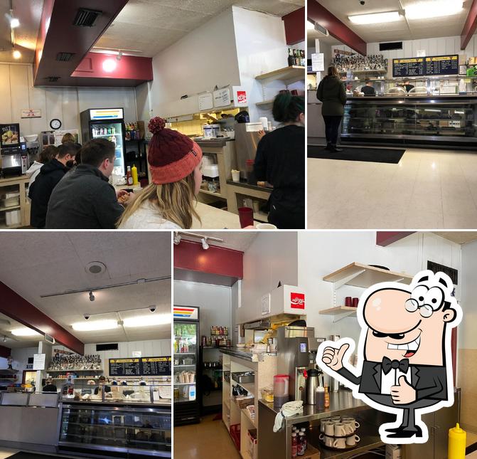 Benji's Deli, 4156 N Oakland Ave in Milwaukee - Restaurant menu and reviews