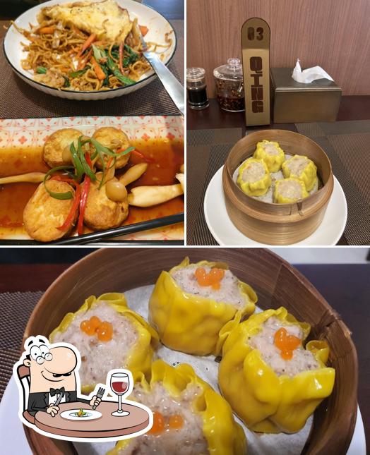 Qing Emperor Restaurant, Curug Sangereng - Restaurant reviews