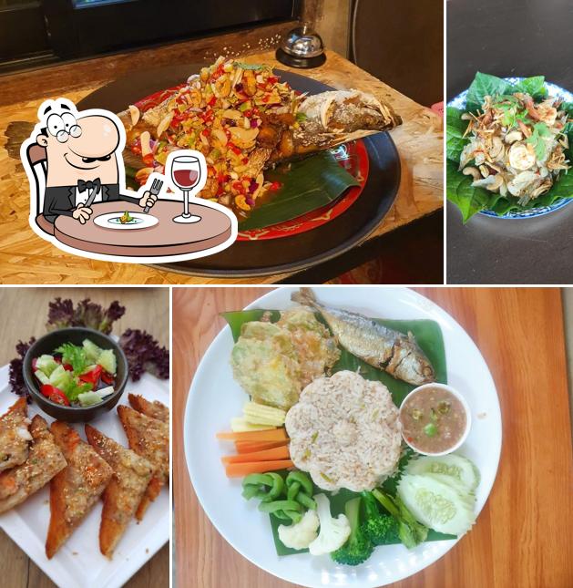 บ้านโกเปี๊ยก café & restaurants, Na Yong Nuea - Opiniones del restaurante