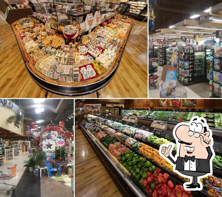 Albrecht's Sentry Foods, Delafield - Restaurant menu, prices and reviews