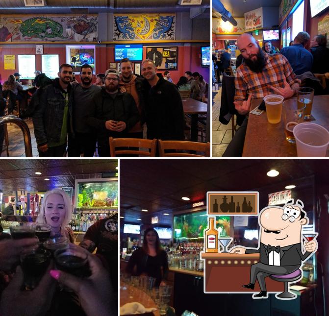 Knight Cap Bar & Lounge, Minneapolis - Restaurant menu, prices and reviews