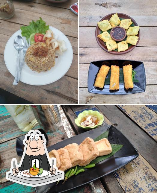 Retrorika - coffee bar & resto, Batu - Restaurant menu, prices and reviews