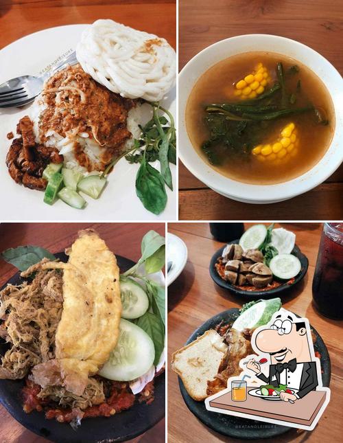 Warung Bu Kris restaurant, Bandung - Restaurant menu and reviews
