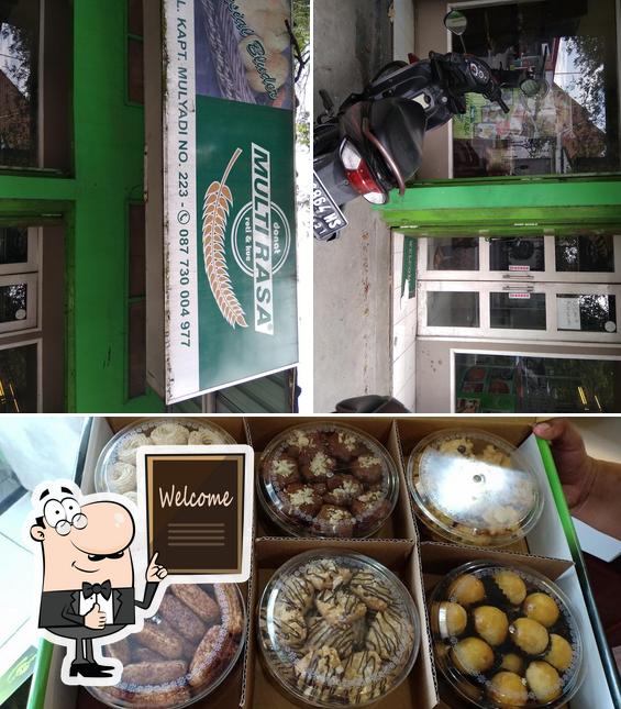 Multirasa Bakery, Surakarta - Restaurant reviews