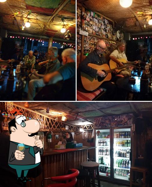 Lost Hut pub & bar, Chiang Mai - Restaurant reviews