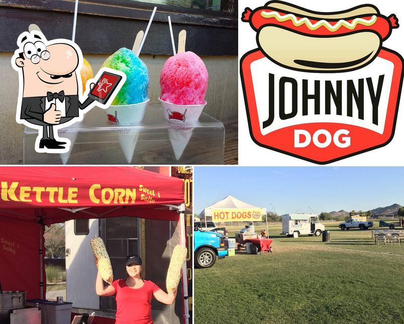 Johnny Dog, Phoenix - Restaurant menu, prices and reviews