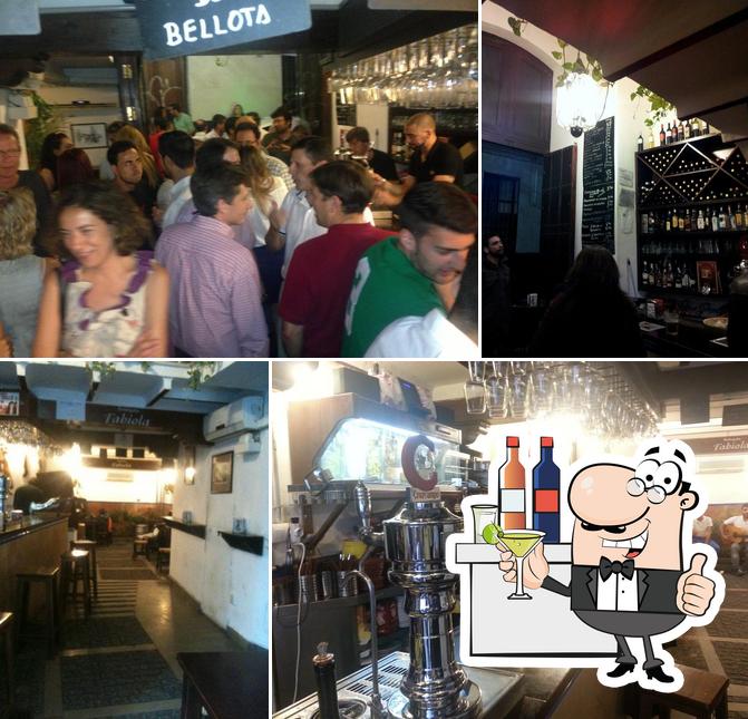 Pub y bar Bodeguita Fabiola, Sevilla, C. Fabiola - Opiniones del ...