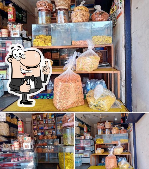 Manna chips, Thaliparamba - Restaurant menu, prices and reviews