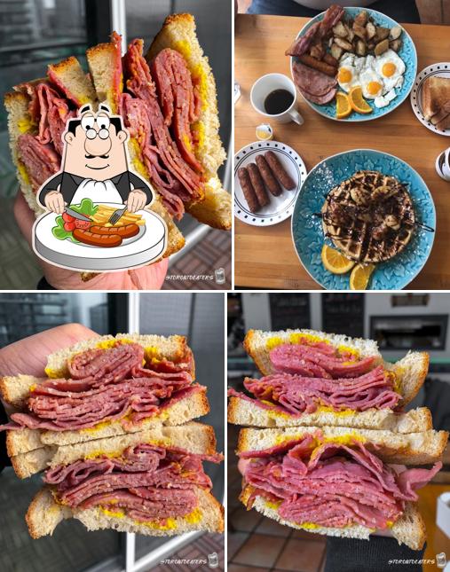 Johnny G's Cafe in Toronto - Restaurant menu and reviews
