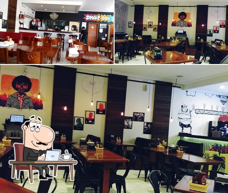 Smart Burger Santo Antônio, Osasco - Restaurant menu, prices and reviews
