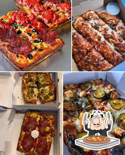 Red Top Pizza - Detroit Style (Brentwood) in Calgary - Restaurant reviews