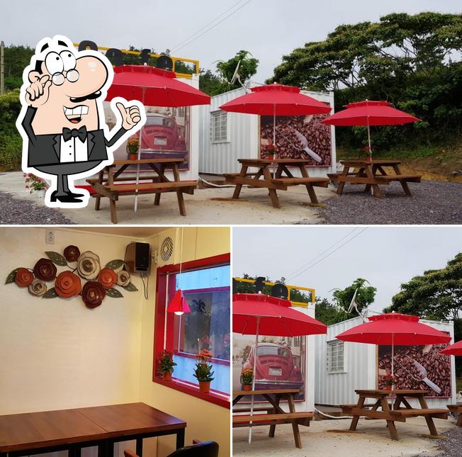1004 cafe, Condado de Sinan, 240-88 Yugak-ri - Opiniones del restaurante