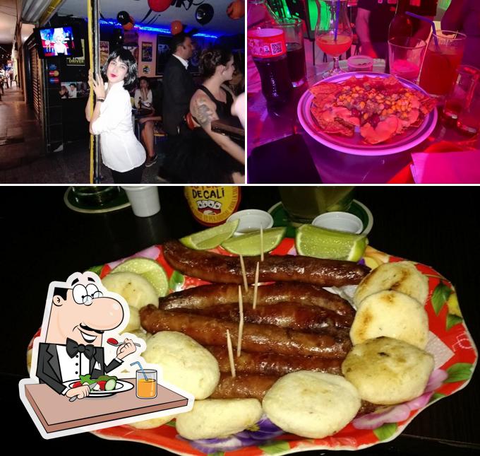 Bowie Classic Bar, Cali - Restaurant menu, prices and reviews