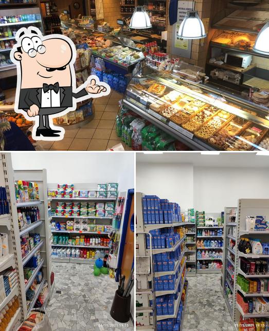 MAXI MARKET AF ALIMENTARI di Fabrina Fornaciari, Rome - Restaurant reviews
