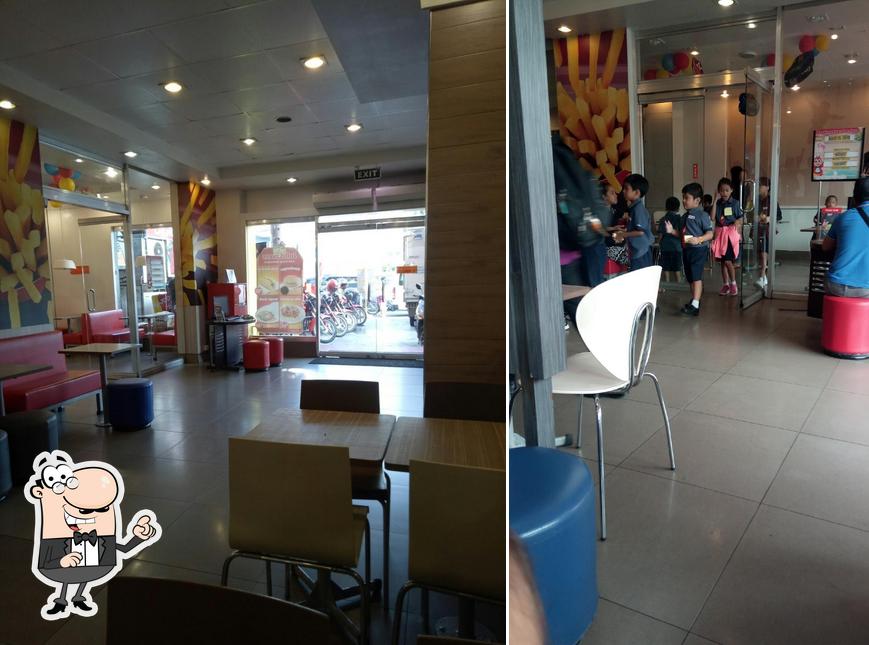 Comida rápida Jollibee Lagro, Ciudad Quezon, Luwell Building - Carta ...