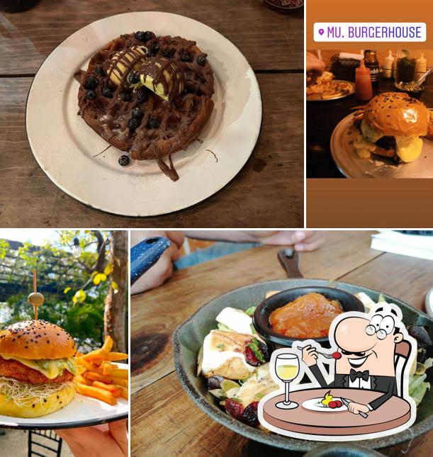 Mu. Burgerhouse restaurant, Playa del Carmen, 40 Avenida Nte. 11 ...