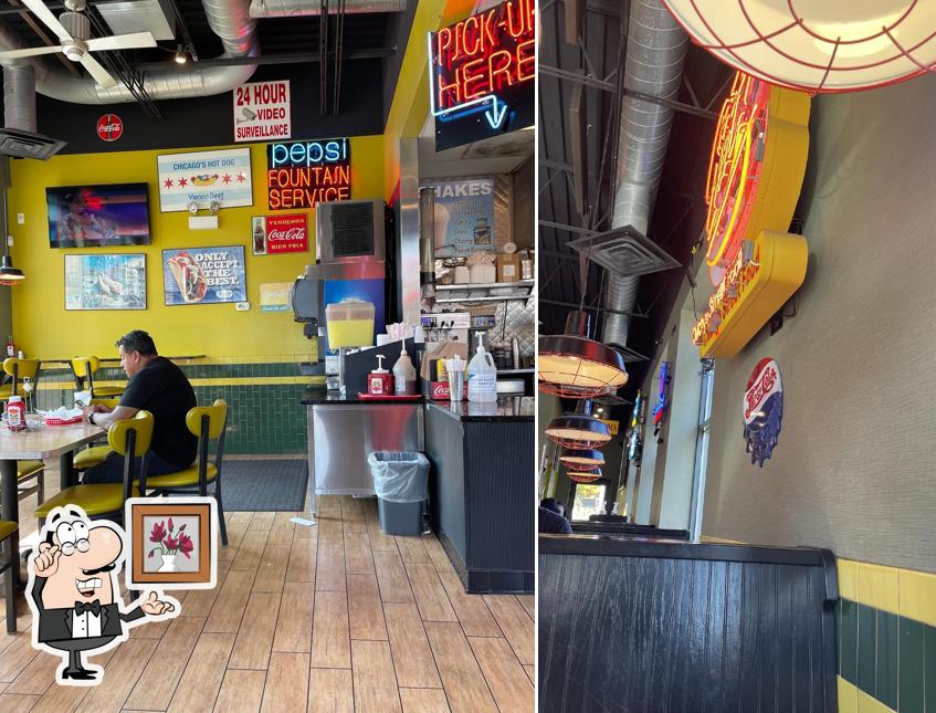 Hot Dogs Italian Beef Gyros in Chicago - Restaurant reviews