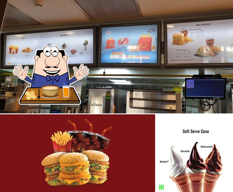 McDonald's Lajpat Nagar, New Delhi, P90 - Restaurant reviews
