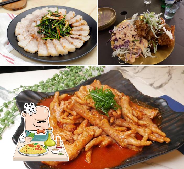 TRAIN TO POCHA 포차행, Victoria Park - Restaurant menu, prices and reviews
