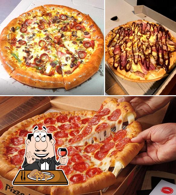 Pizza Hut Rutherford, Shop T15 Rutherford Market Place, Hillview St in ...