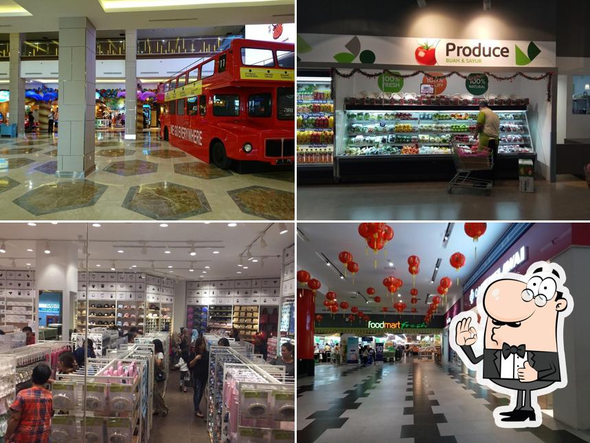 Phinisi Point Mall, Makassar - Restaurant menu, prices and reviews
