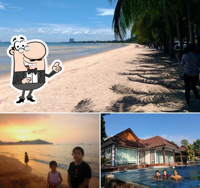 Saloon Bar @ Bang Saray Beach, Bang Sa-re - Restaurant menu, prices and ...