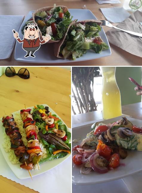 Bistro Lo Natural pub & bar, Ensenada - Restaurant menu and reviews