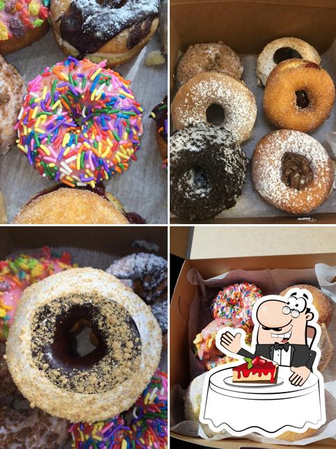 Dough Hut in Long Beach - Restaurant reviews