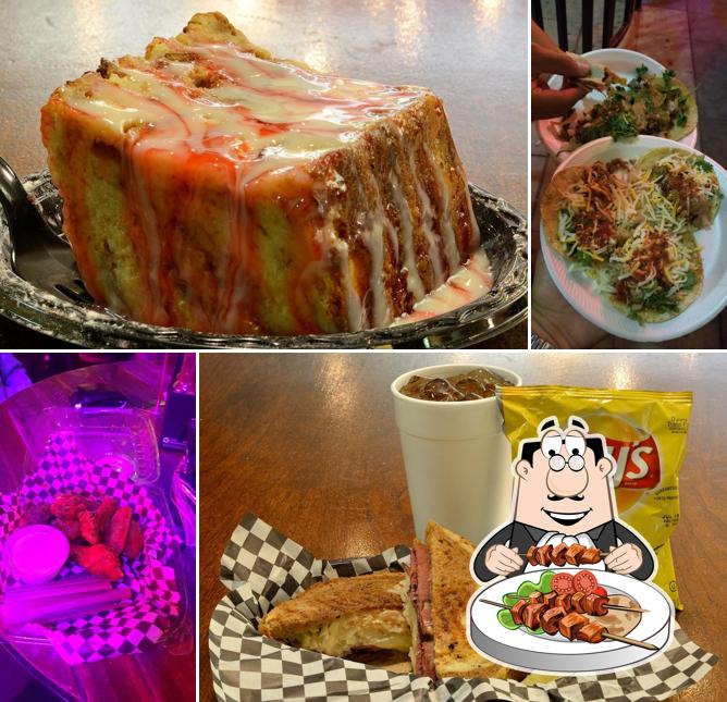 The Hideaway Cafe & Lounge in Riverside - Restaurant menu and reviews