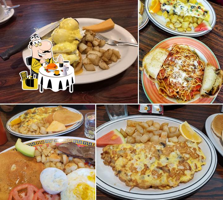 Golden Diner, Toronto, College - Restaurant menu, prices and reviews