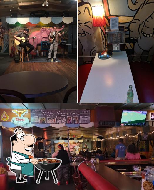 Carousel Lounge in Austin - Restaurant reviews