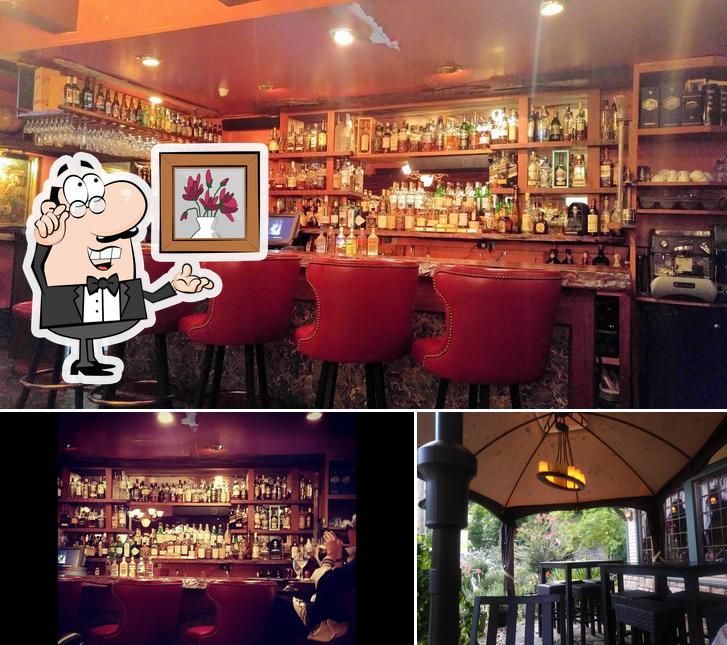 Rogue's Manor in Eureka Springs - Restaurant menu and reviews